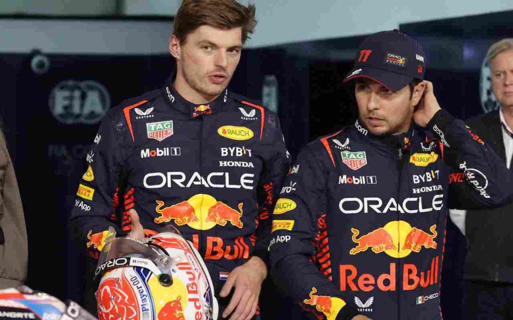 Sapete quanto costa una tuta di F1? I prezzi sono esorbitanti
